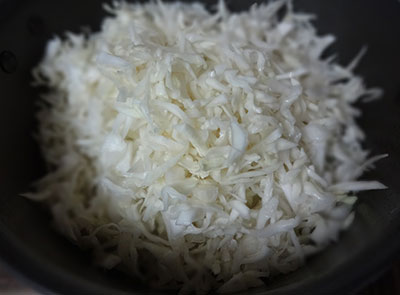 Kosu palya recipe | Cabbage stir fry | Cabbage palya | Cabbage poriyal ...
