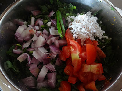 Massoppu saaru recipe | How to make masoppu saaru and ragi muddde ...