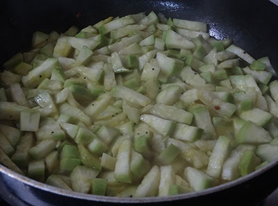 Sorekai palya recipe | How to make bottle gourd stir fry | Sorekayi ...